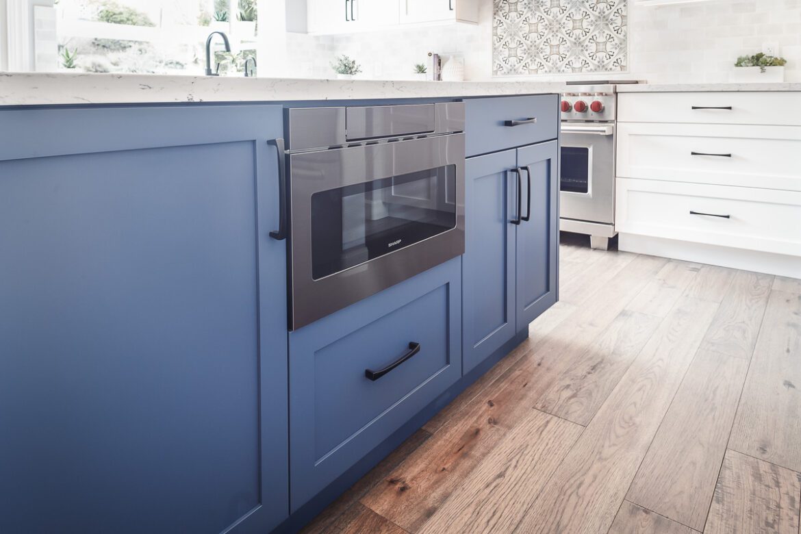 Your Guide to Two-Tone Kitchen Cabinets - MSK Design Build - Serving ...